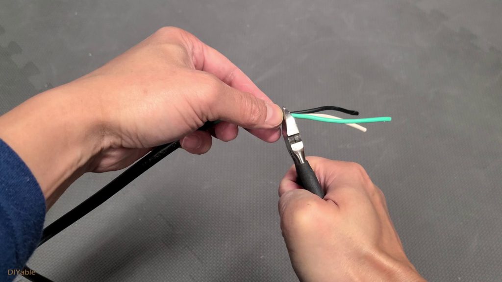 How to repair damaged extension cords like a Pro? - DIYable.com